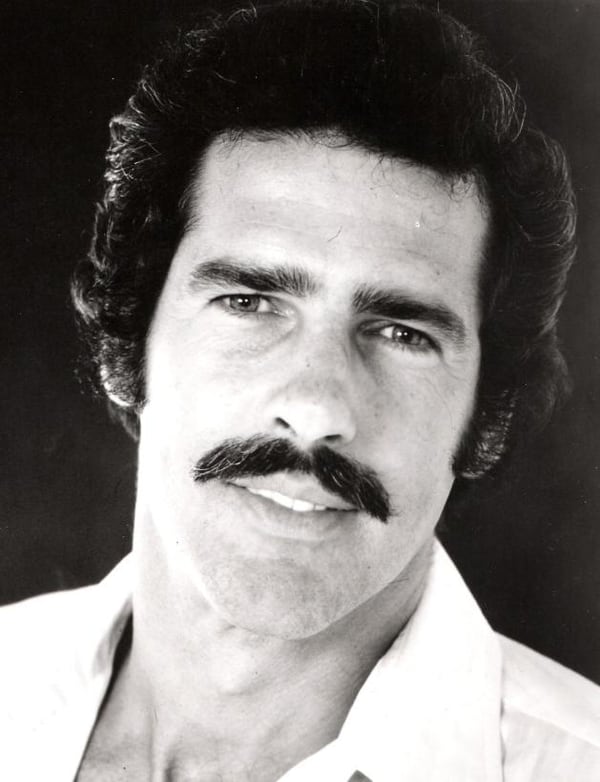 Página Negra: Andrés García, las travesuras del macho biónico - La Nación