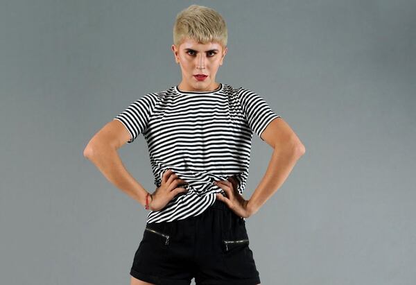 Maquillista Alex Badilla habló sobre polémica generada por sus tuits ...