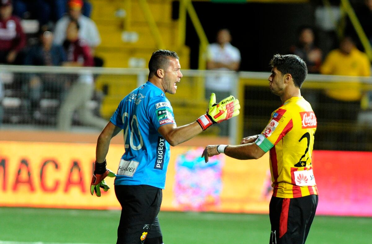 Daniel Cambronero será titular en la final - La Nación