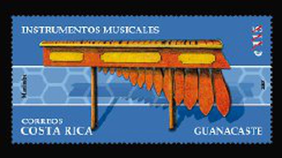 Estampillas muestran dos instrumentos tradicionales - La Nación