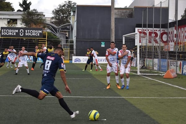 Santos se asoma a los primeros lugares al vencer 2-3 a Guadalupe FC ...