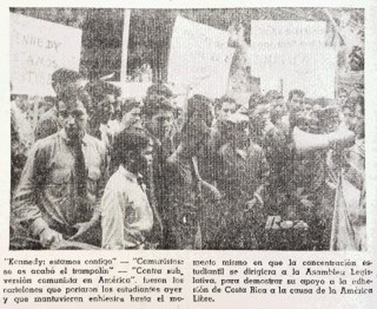 Hace 50 años, sábado 27 de octubre de 1962 - La Nación