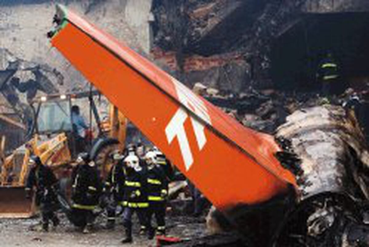 Error humano, principal causa del accidente aéreo en Brasil - La Nación