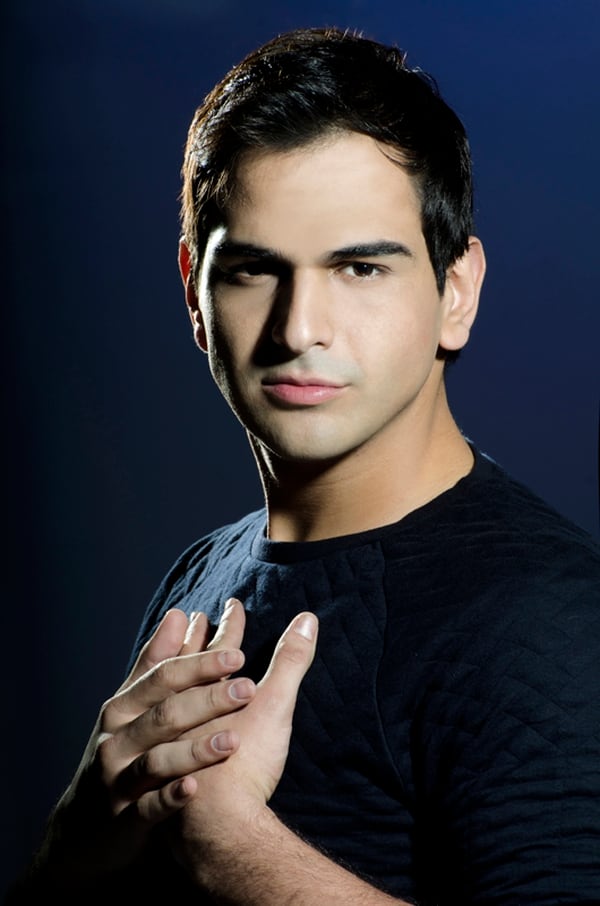 Alejandro Palacio revive la voz del ídolo - La Nación