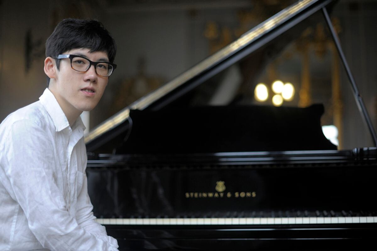 El pianista chino Haochen Zhang se apropia de Rajmáninov en Costa Rica ...