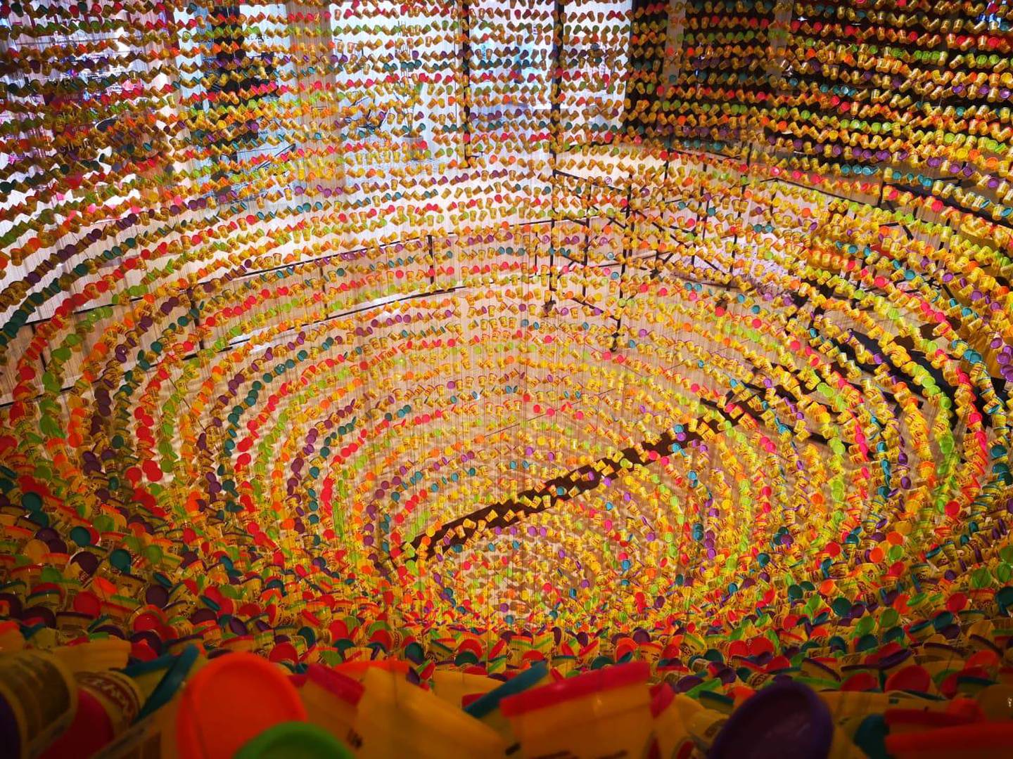 Niños celebran su día creando junto al artista Francesco Bracci “la ...