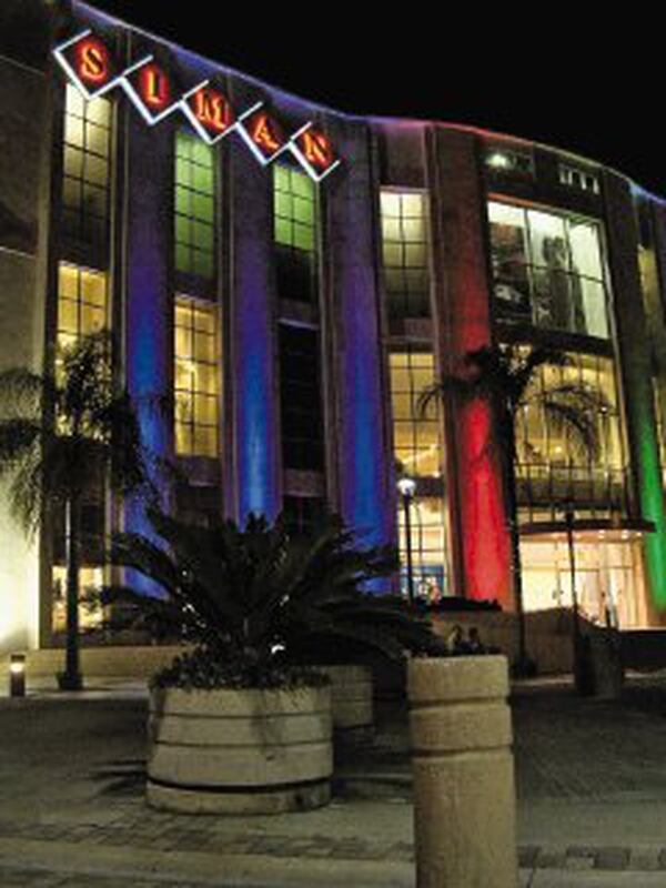 Simán abrirá tienda en Multiplaza Escazú - La Nación