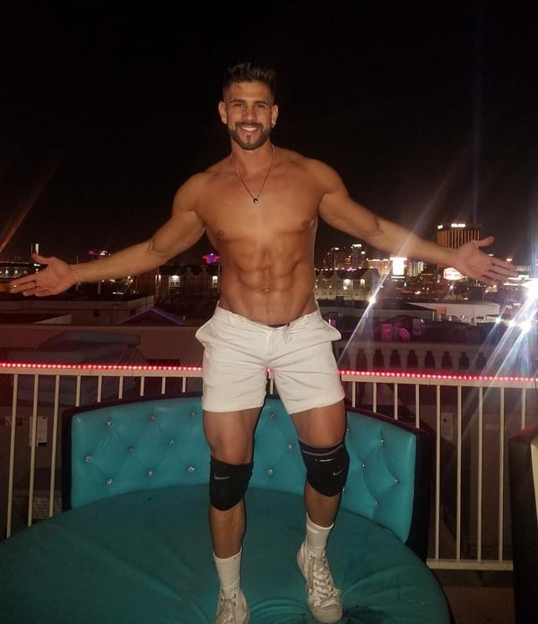 Bryan Ganoza encontró el éxito como 'stripper' en Las Vegas - La Nación