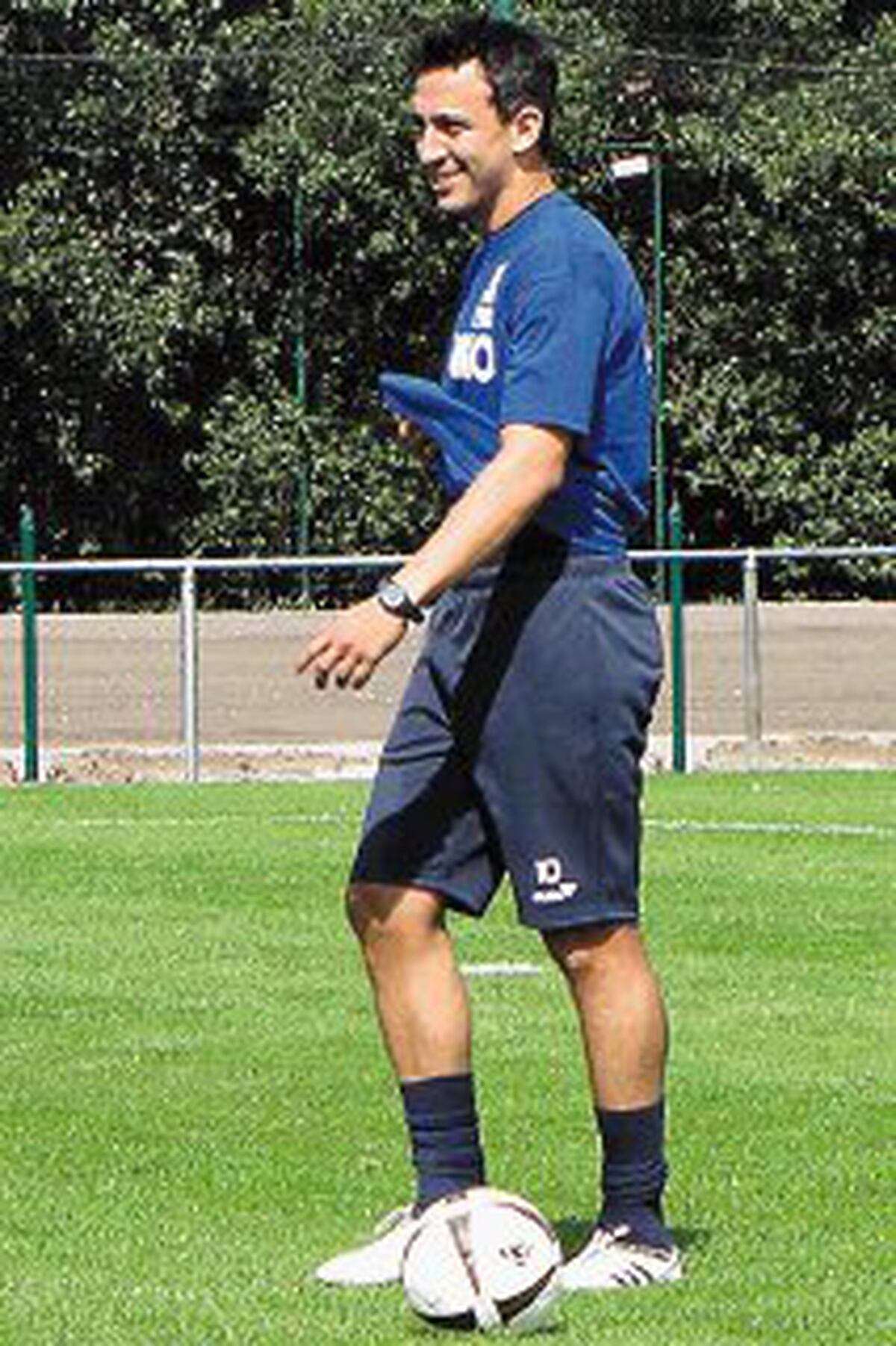 Azofeifa sigue aliado con el gol - La Nación