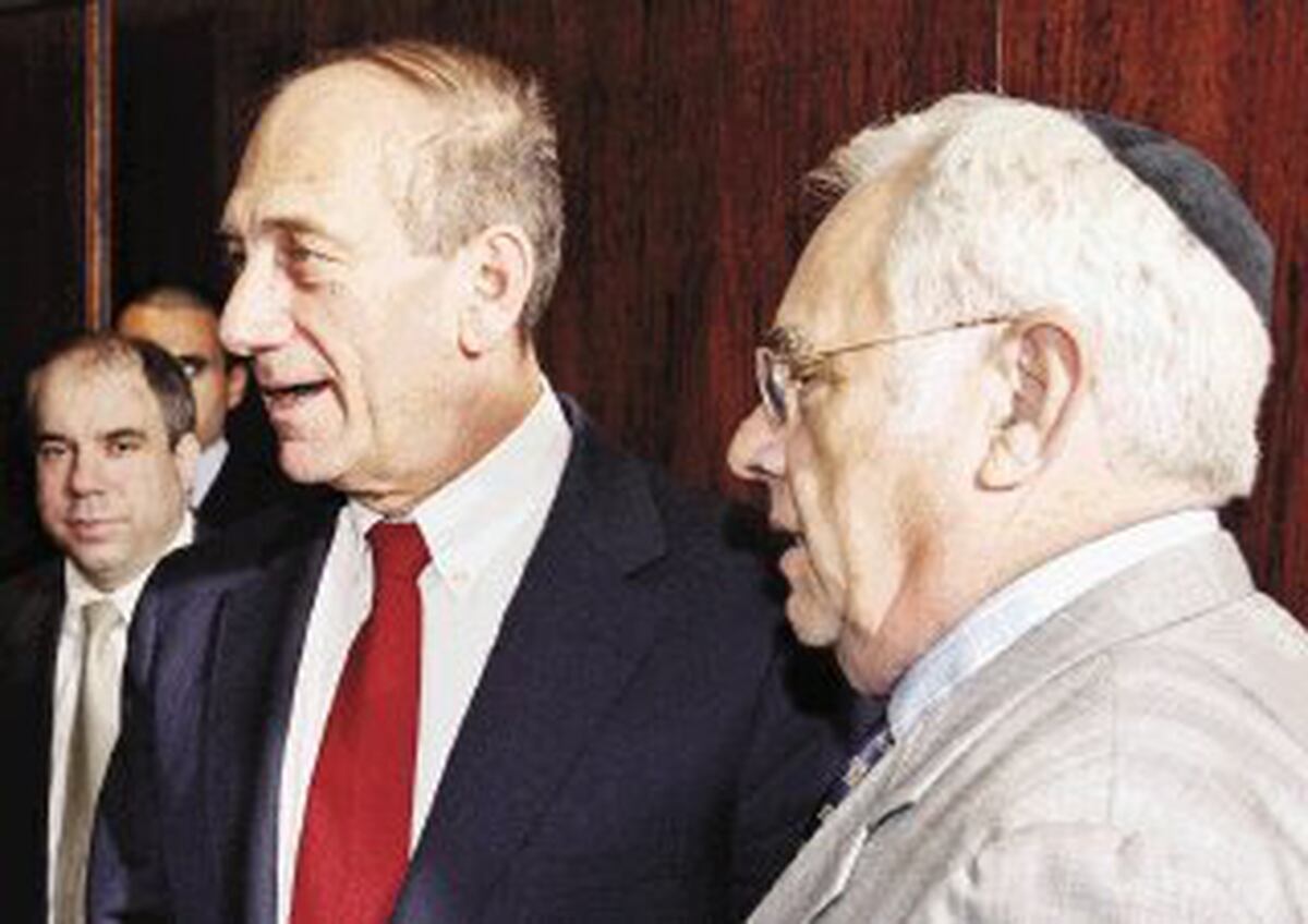 Empresario admite entrega de $150.000 a líder israelí - La Nación