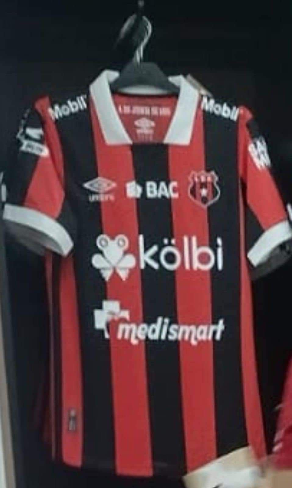 Camiseta Liga Deportiva Alajuelense