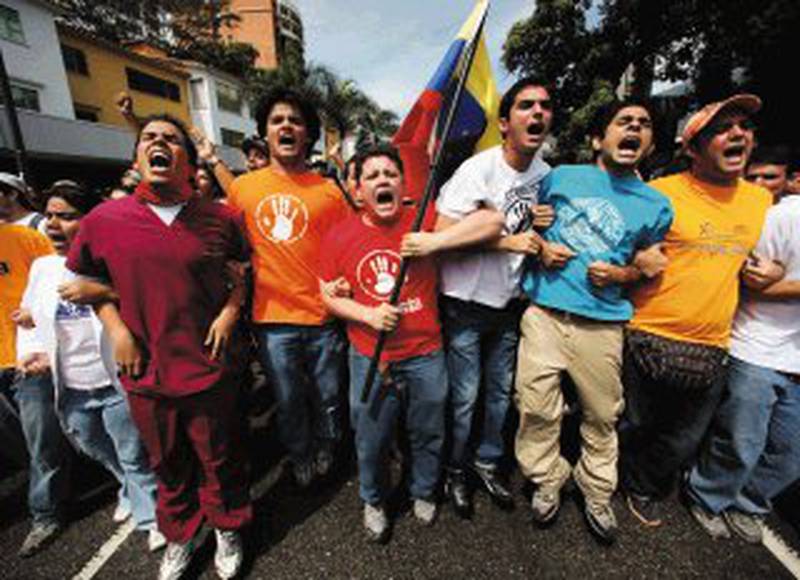 Protestan por suspensión de televisora RCTV en Venezuela | La Nación