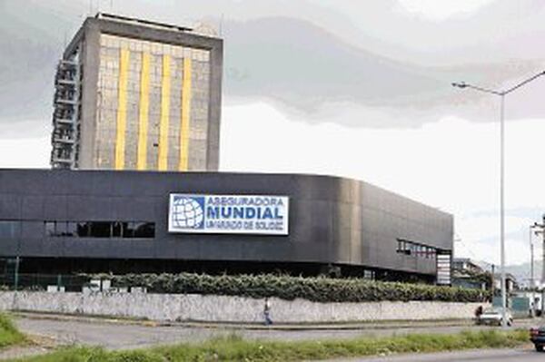 Superintendencia aprobó 58 pólizas de seguros - La Nación