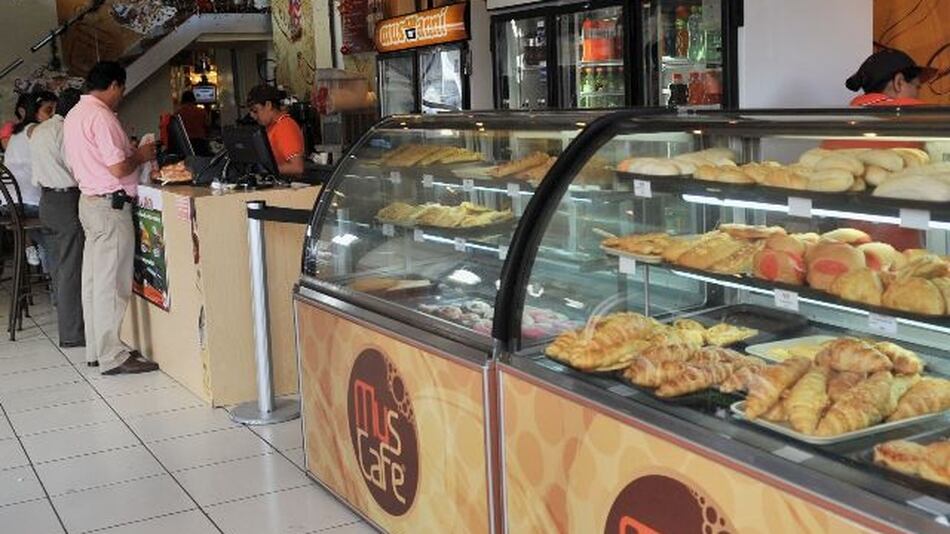 Florida Ice & Farm compra Corporación Musmanni - La Nación