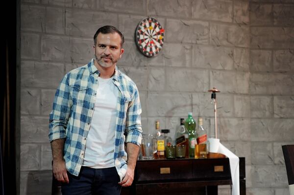 Estreno de ‘La extraña pareja’: la comedia que bautiza a Mario Chacón ...