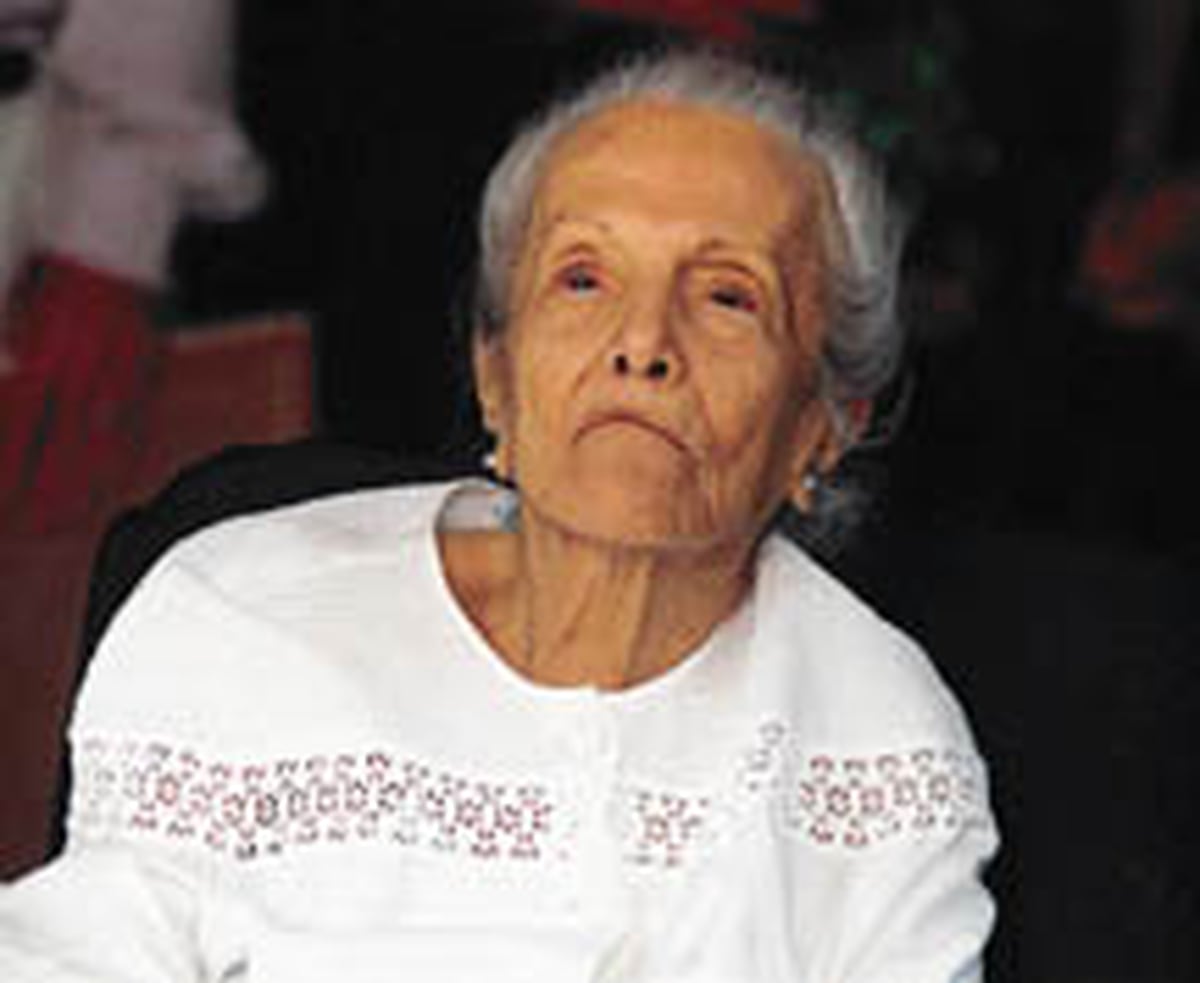 La poetisa que supo vivir - La Nación