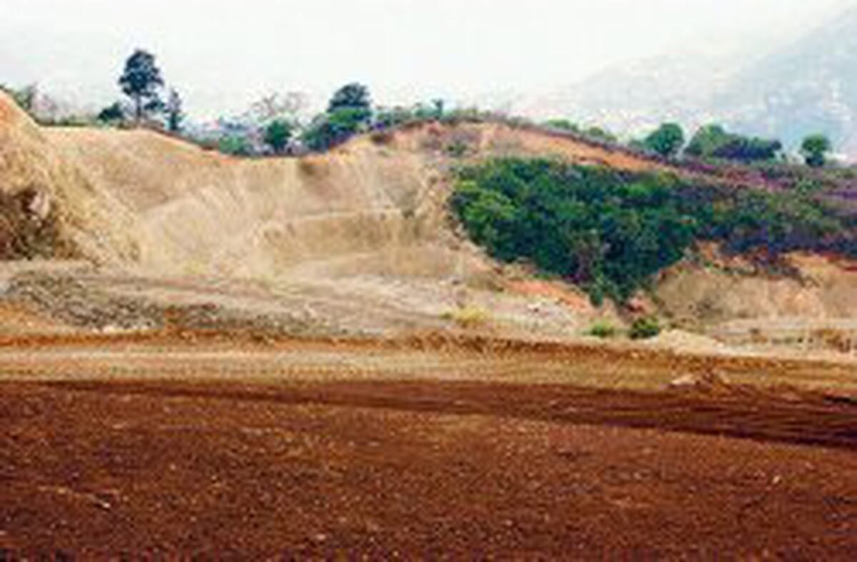 Piden ampliar vida útil de Río Azul 18 meses - La Nación