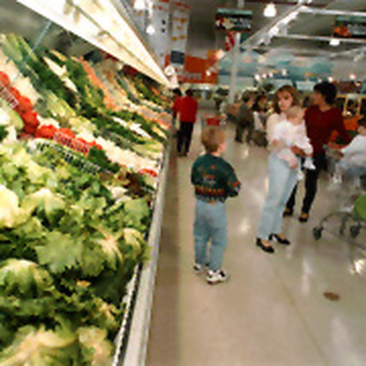 MAS X MENOS sigue creciendo - La Nación