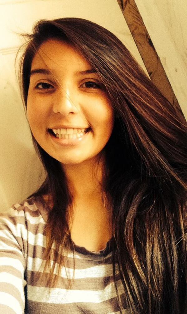 Relato: La inspiradora historia de Elsa, quien estudia medicina a punta ...