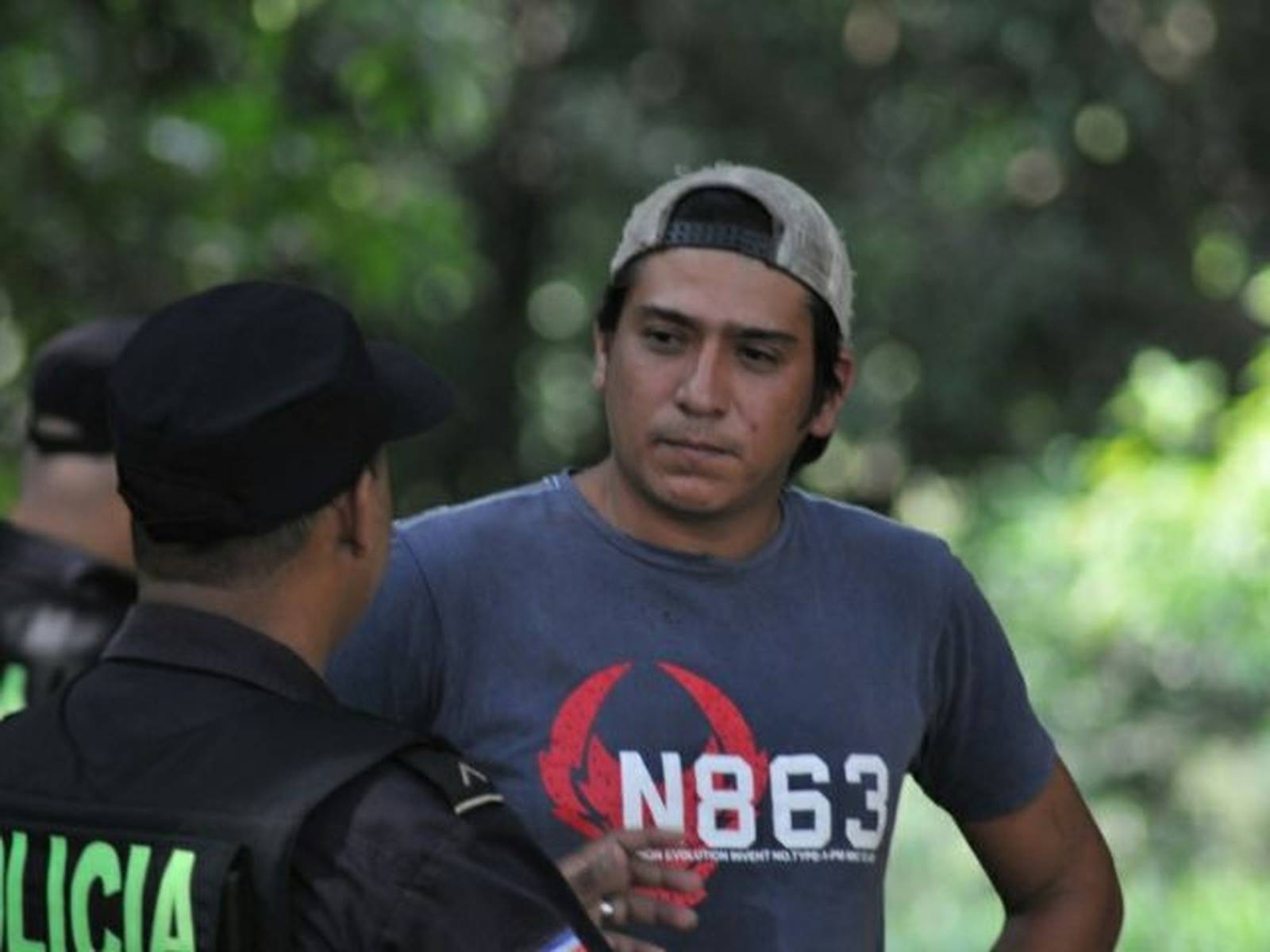 Mujer aparece muerta y semidesnuda en Orotina | La Nación