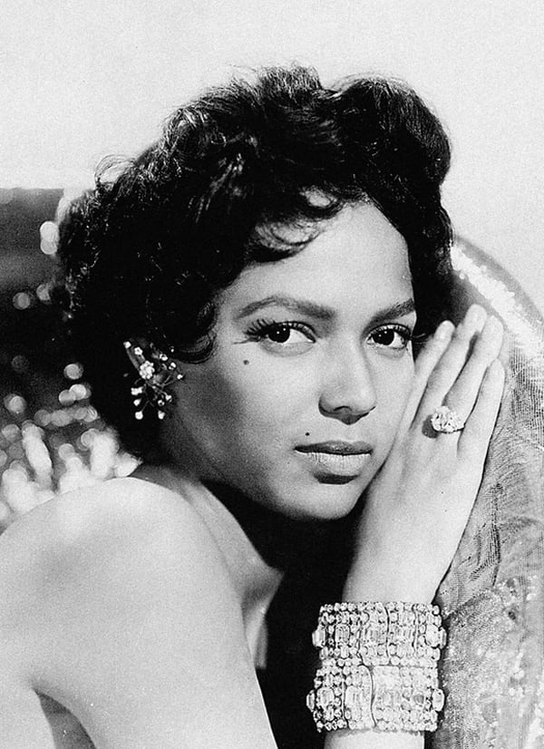 Página Negra Dorothy Dandridge: Cuando muere el día - La Nación