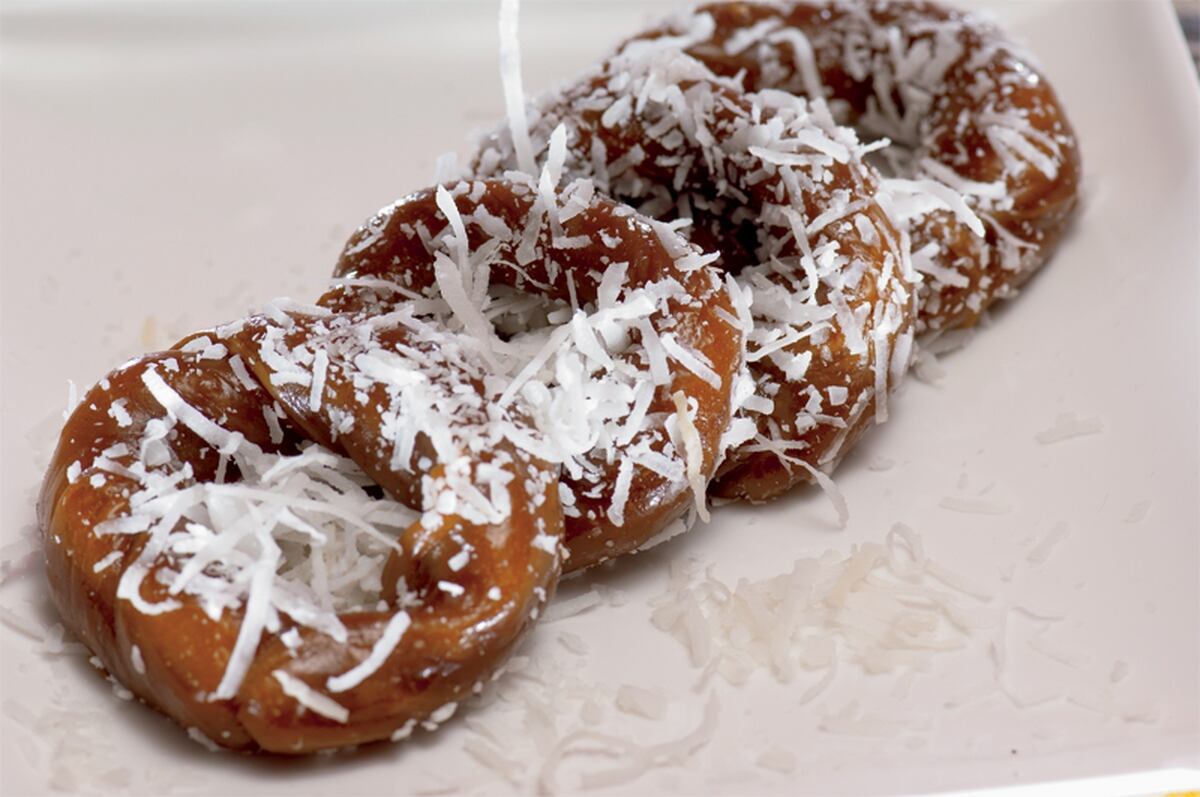 Aros de caramelo y coco - La Nación