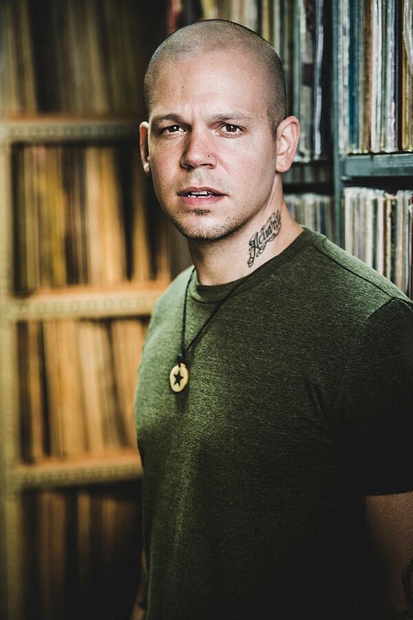 Calle 13 suspende visita a Ecuador por dolencia de René Pérez - La Nación