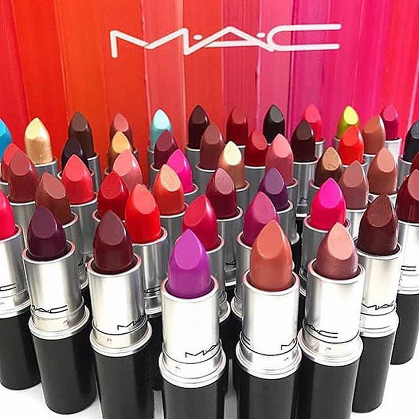 MAC consiente a sus clientas con icónicos labiales gratis | La Nación