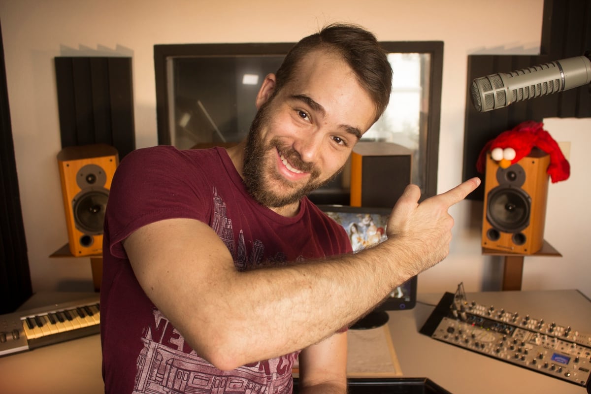 Él es Lonrot, el tico más popular en YouTube - La Nación