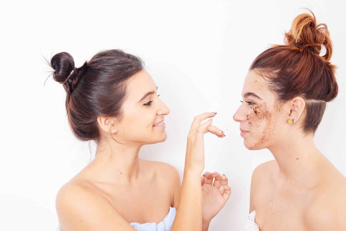 Cuatro pasos para exfoliar la piel (Video) | La Nación