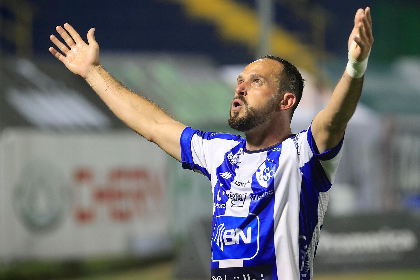 Marco Ureña resurgió gracias a una enseñanza que dejó Ricardo La Volpe ...