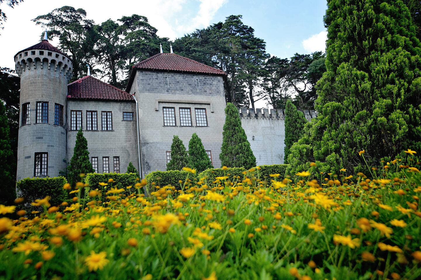 El Castillo Country Club en Heredia tiene variedad de puestos de empleo ...