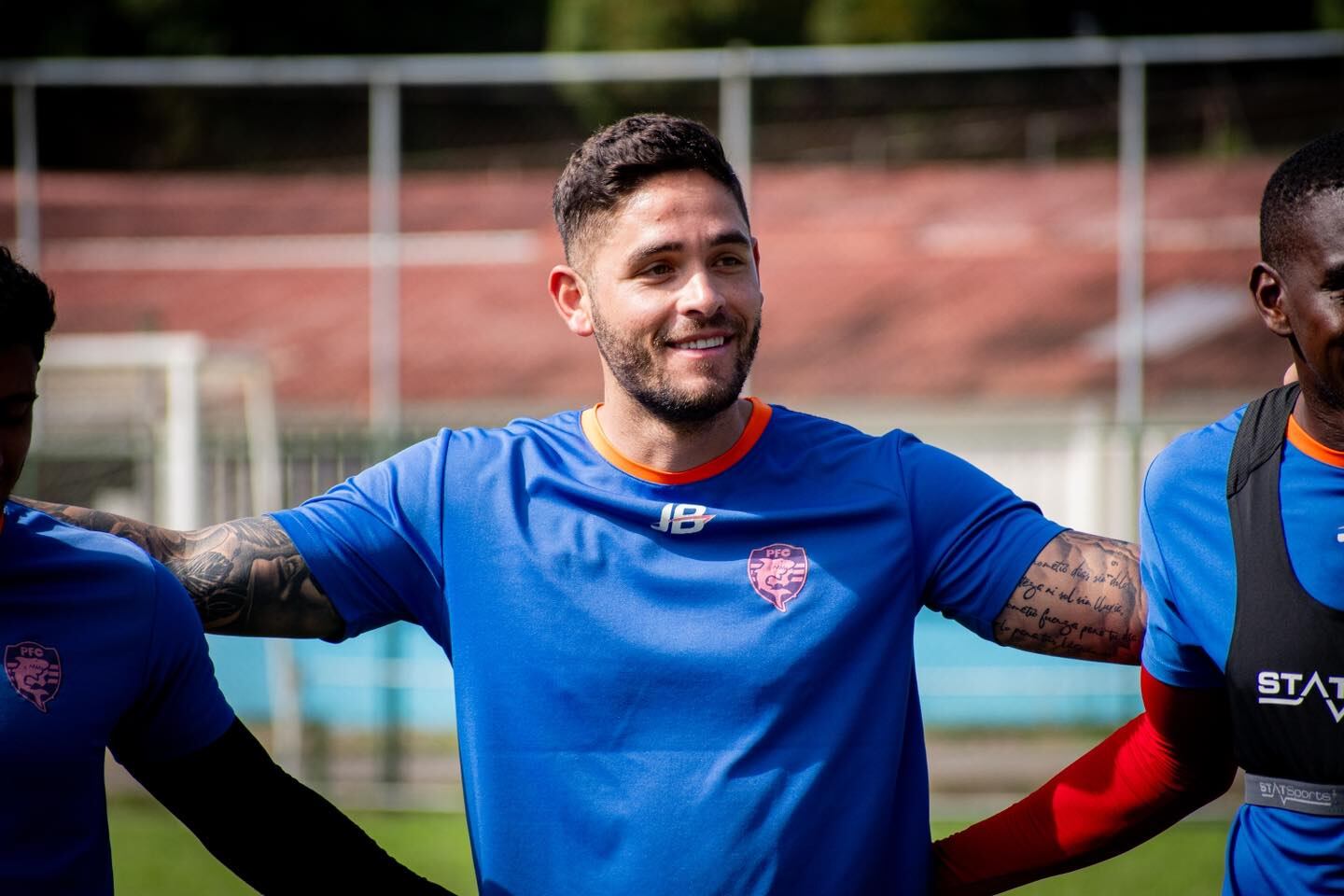 A Jonathan Moya le dicen ‘Johnny’ y el delantero le envió un mensaje a ...