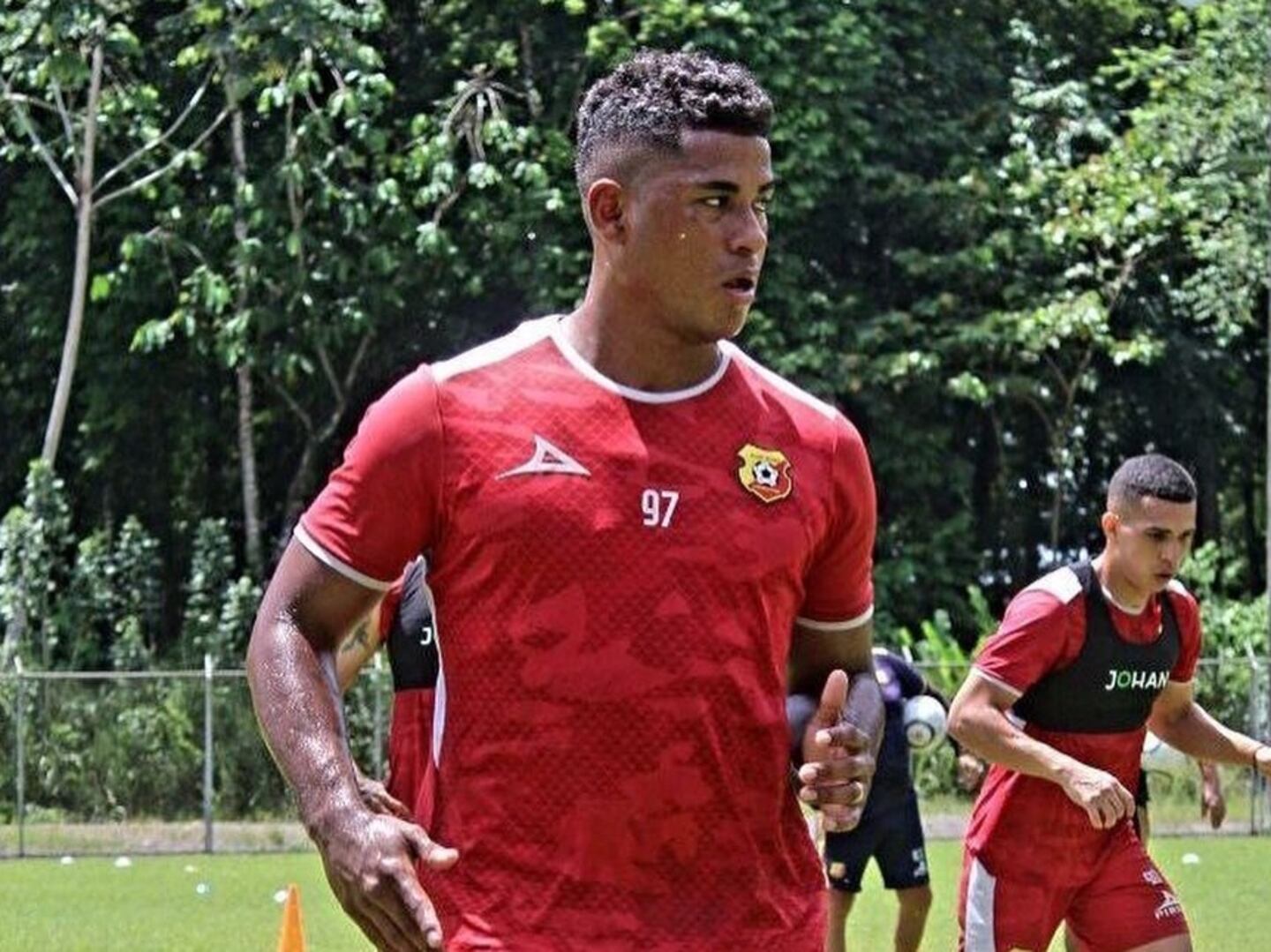 Allan Cruz promete ser el volante del 2018 luego de un 2022 muy duro ...