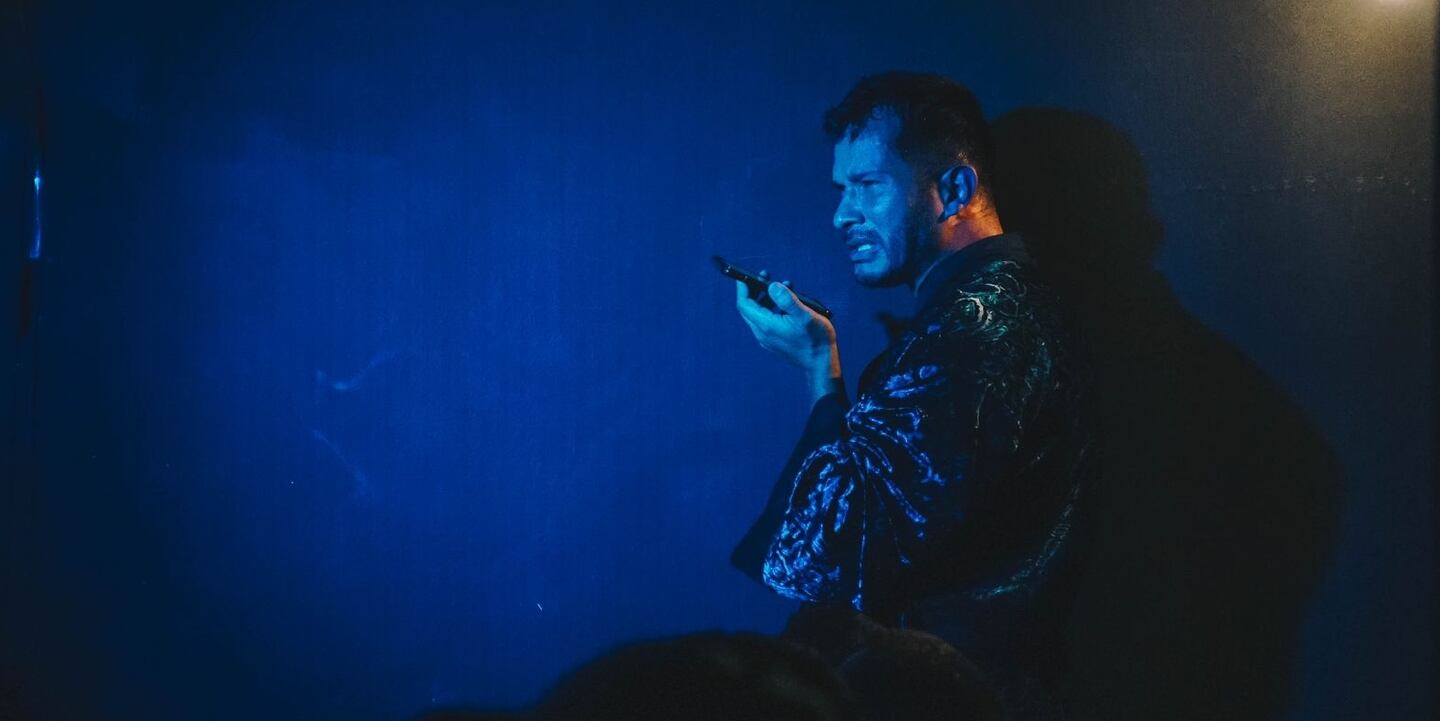 Actor Andy Gamboa se examina a sí mismo en ‘Señor de Señores’, su nuevo ...