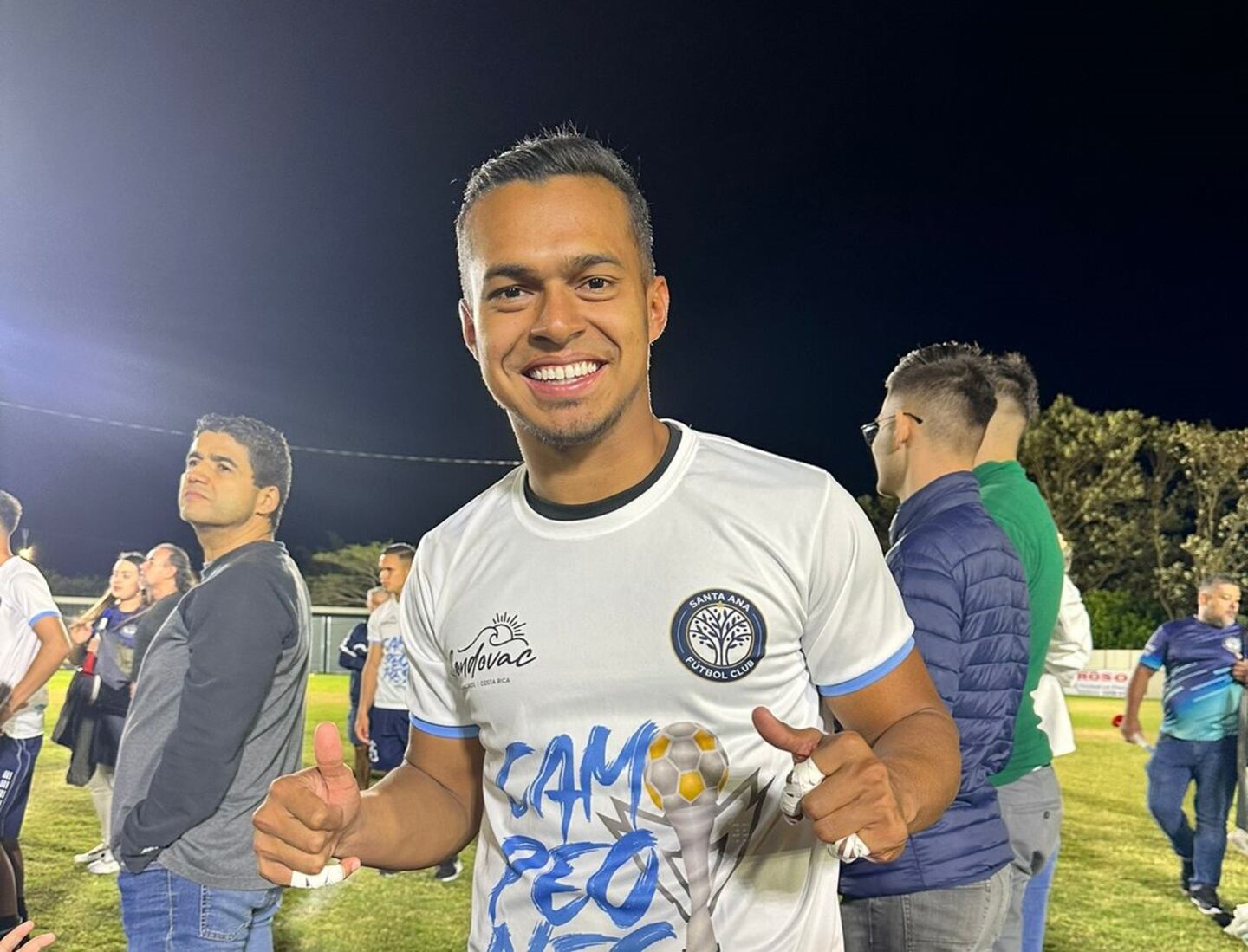 Bryan Rodríguez nunca se achicó por su estatura y hoy es clave en el ...