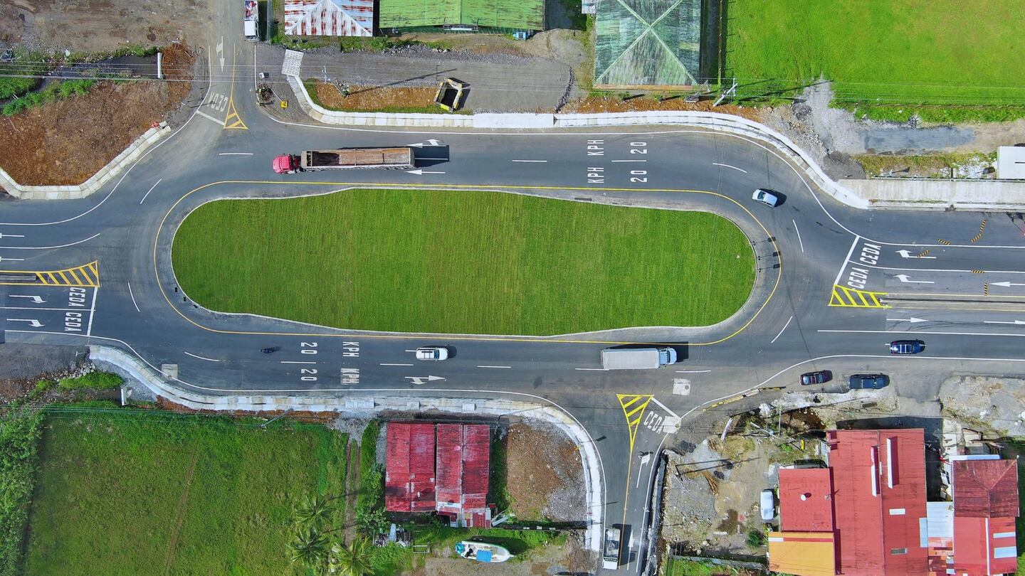 Ruta 32: Entran en funcionamiento dos de siete cuestionadas rotondas ...