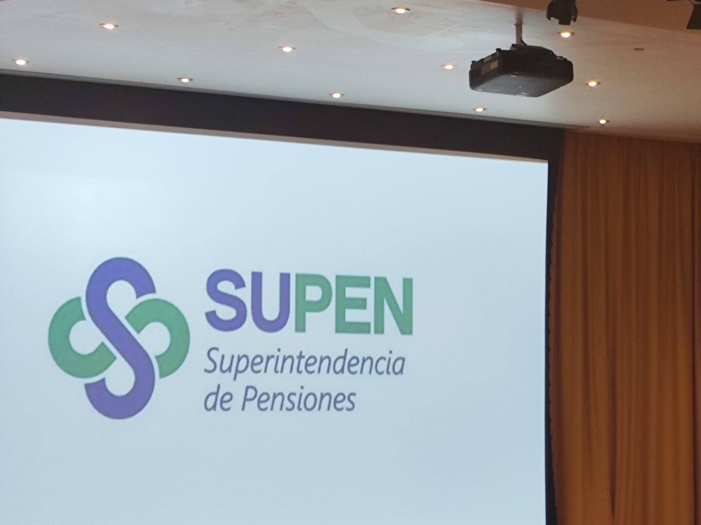 Fracasa elección de nuevo jerarca de Supén: ¿qué sigue ahora? | La Nación