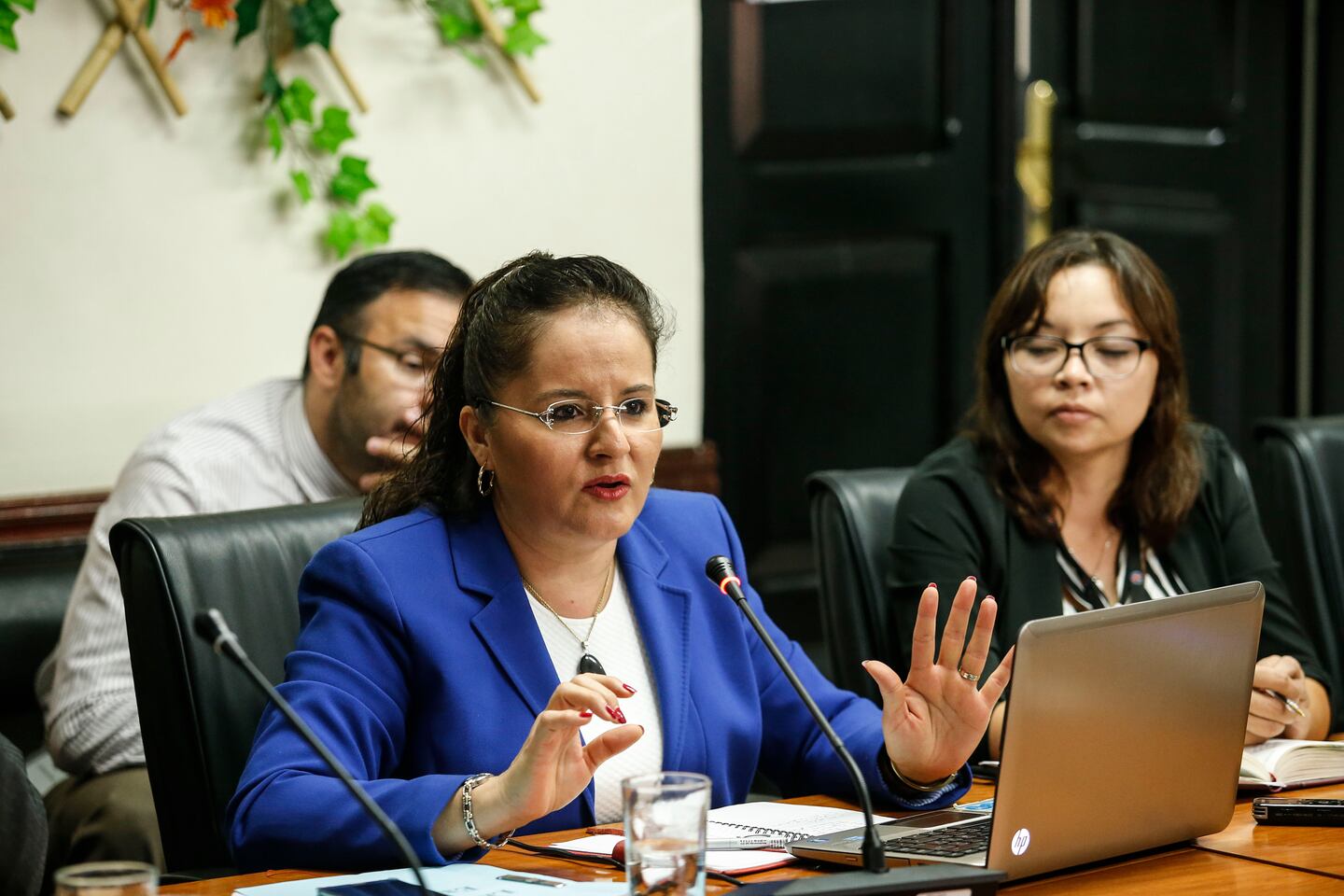 Iary Gómez renuncia a Grupo Extra | La Nación