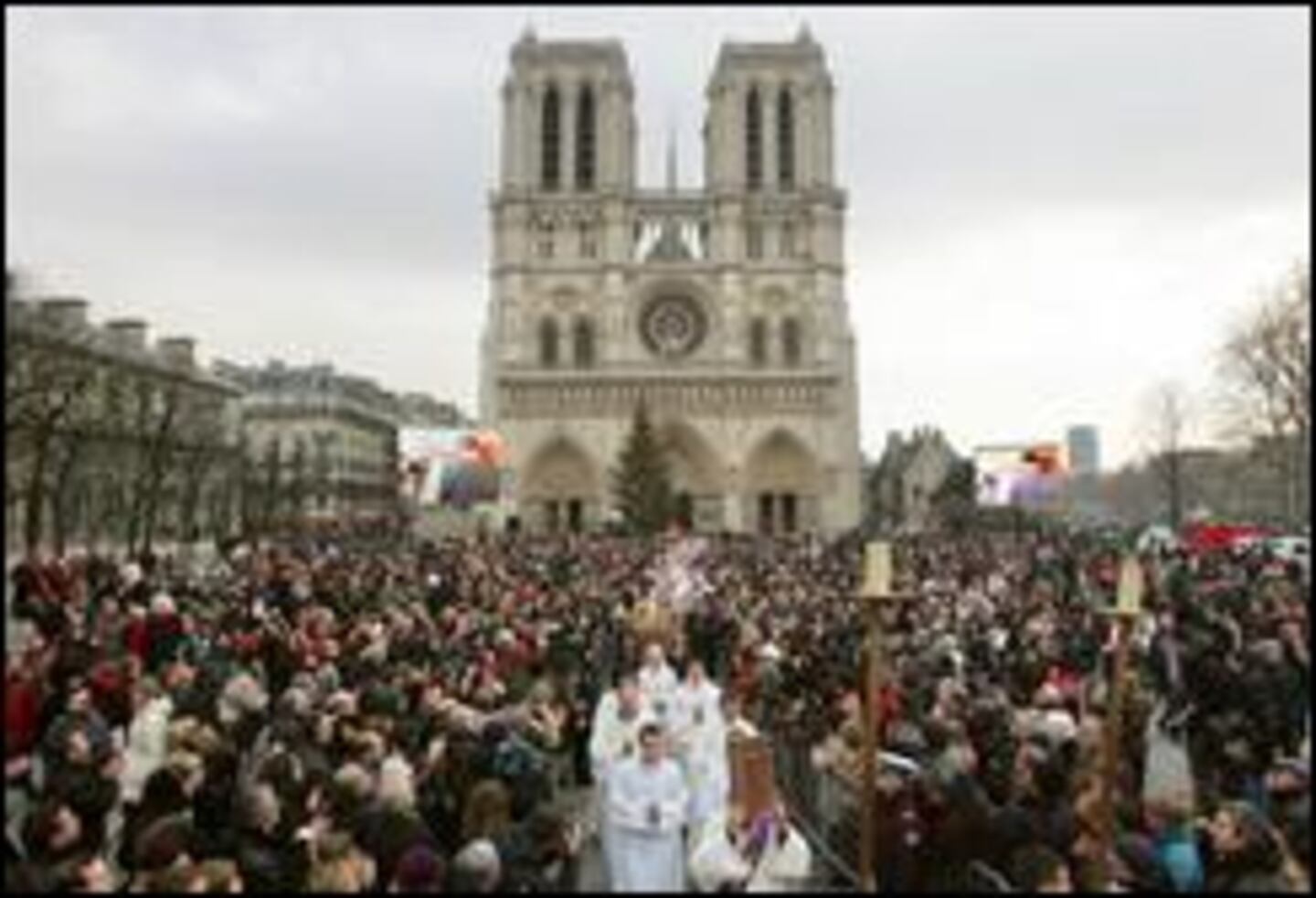 Francia dice adiós al Abate Pierre en multitudinario funeral en París ...
