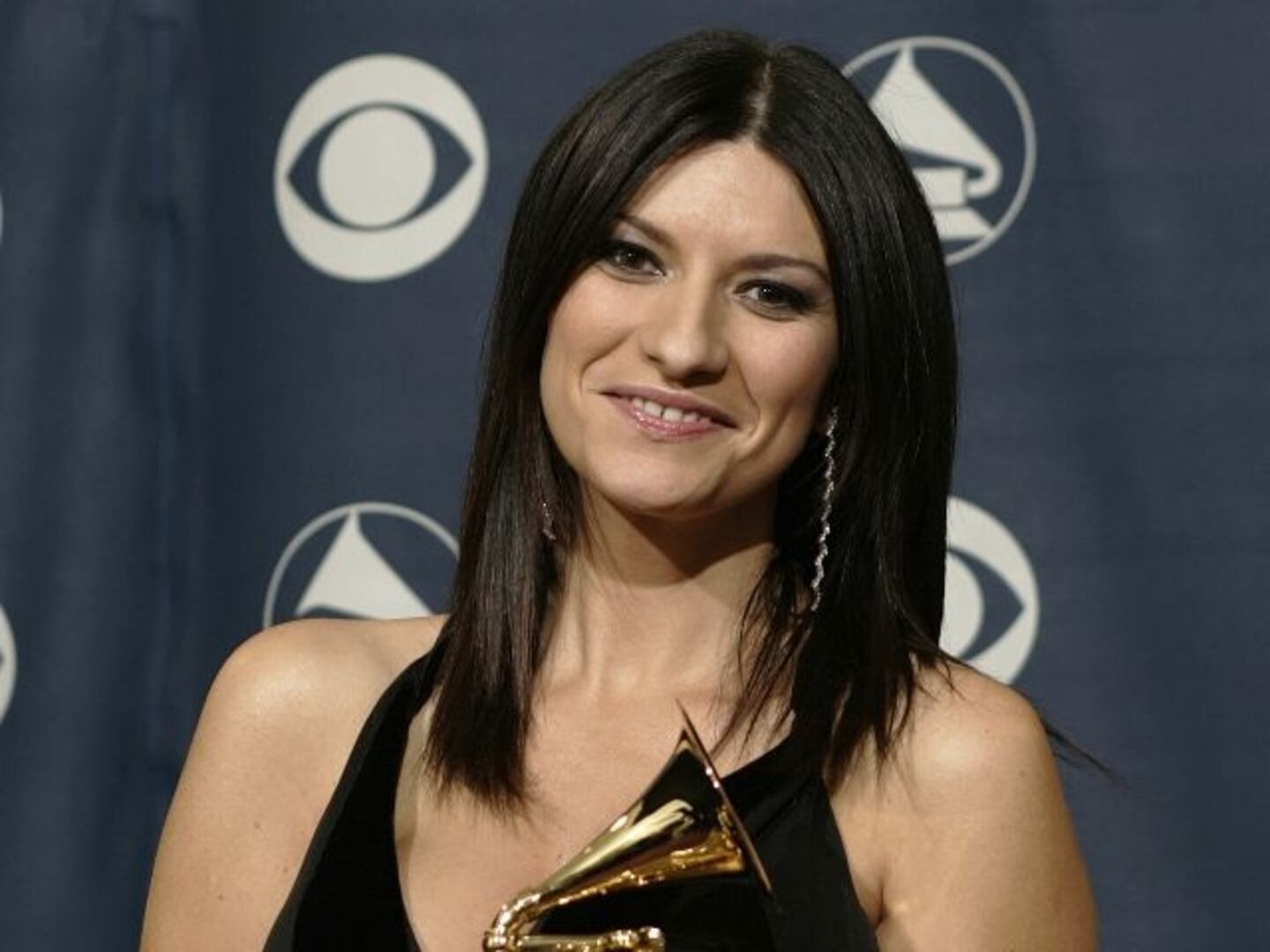 Laura Pausini regresa con su disco Inédito | La Nación