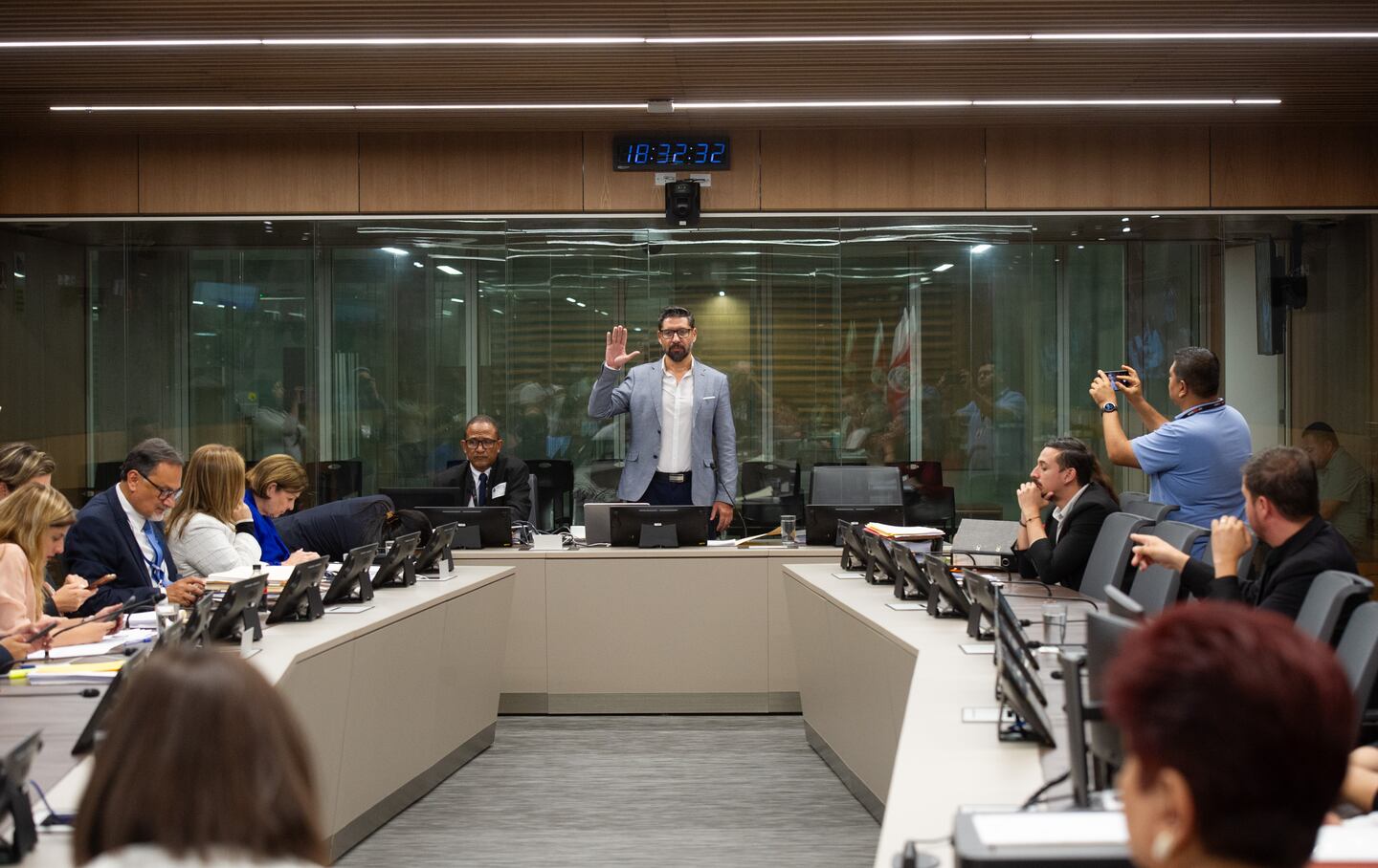 Partido de gobierno, PLP y fabricistas buscan sepultar comisión ...