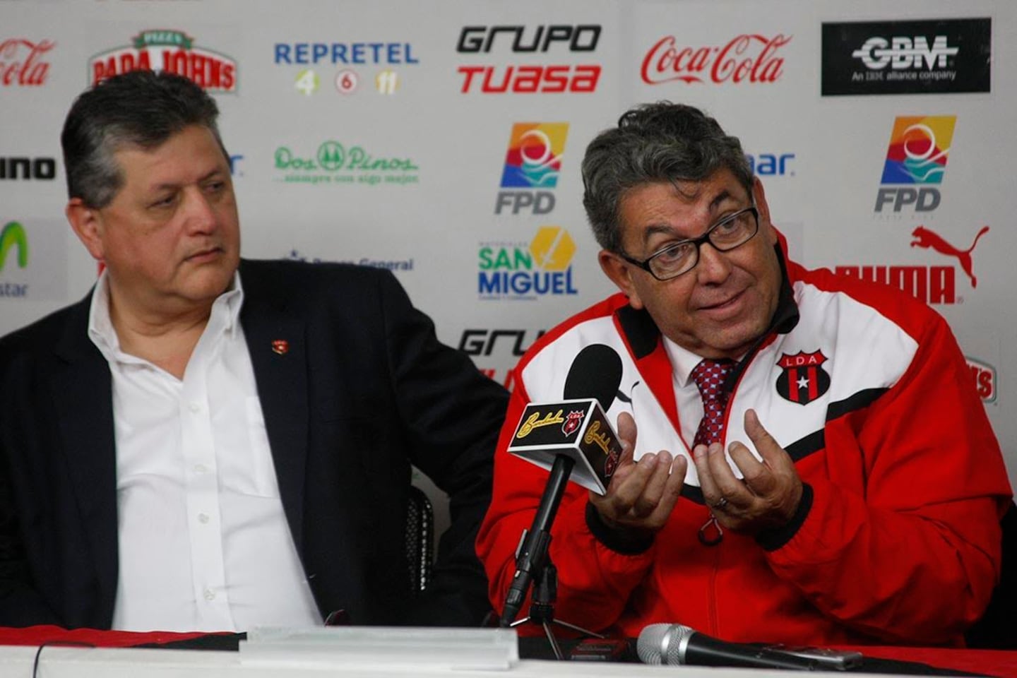 Raúl Pinto, presidente de Alajuelense: 'Mis disculpas a la afición por ...