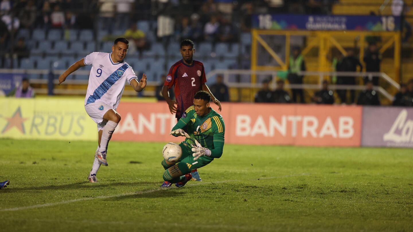 La Selección de Costa Rica fue el esfuerzo de Warren Madrigal, la ...