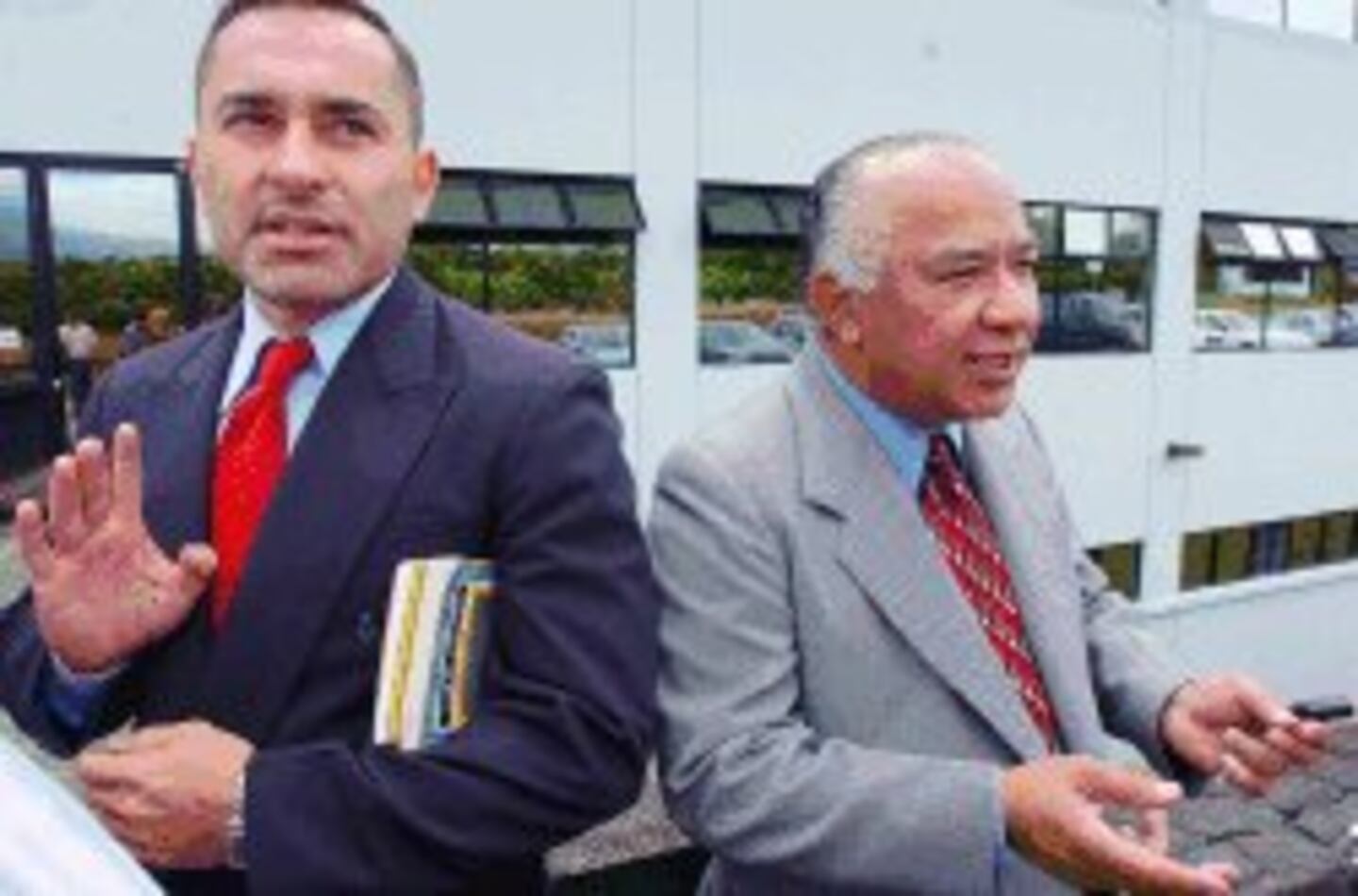 Mínor Calvo usó fondos de emisora en su beneficio | La Nación