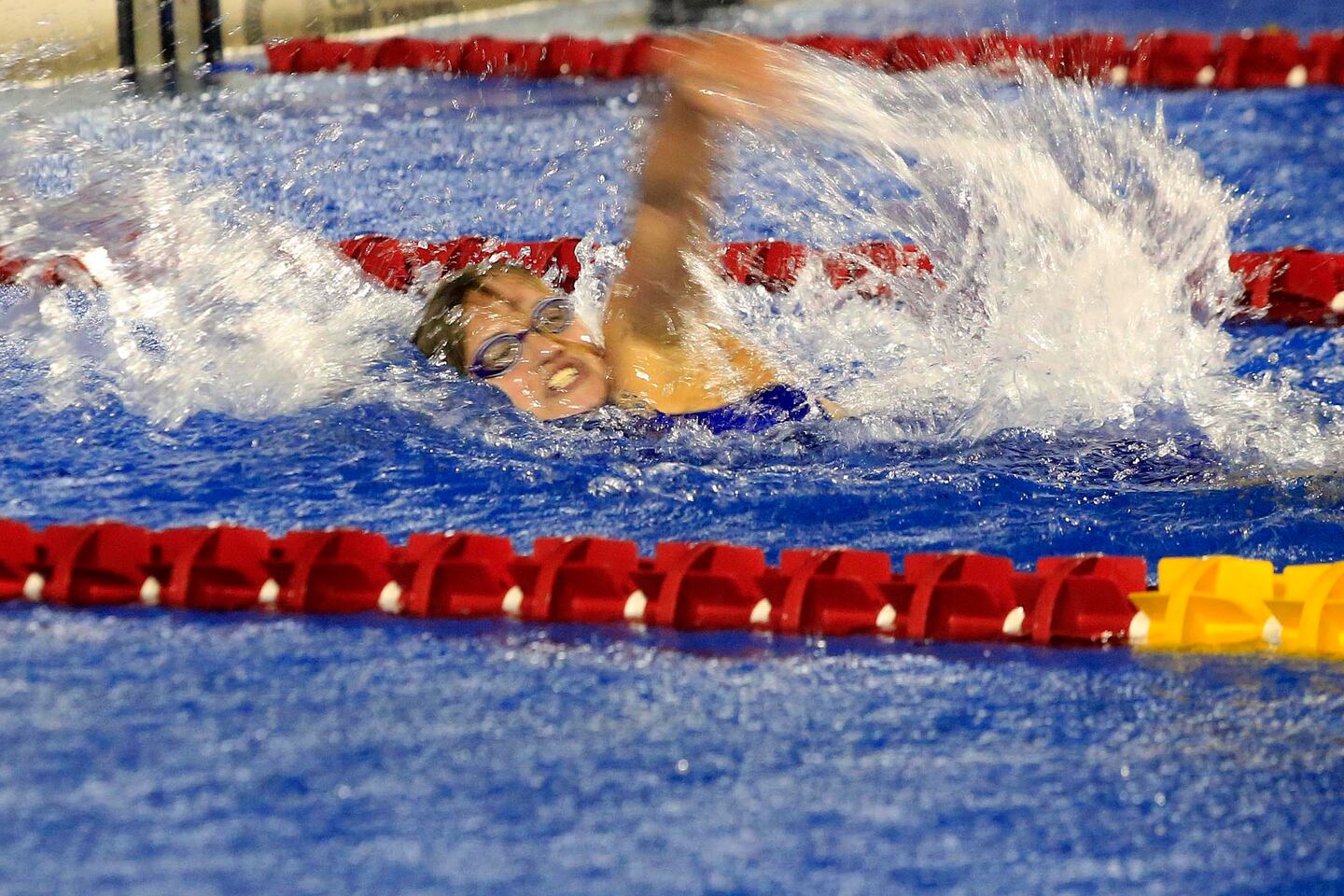 Cecilia Poll es la nadadora más rápida del país en 1.500 metros en ...
