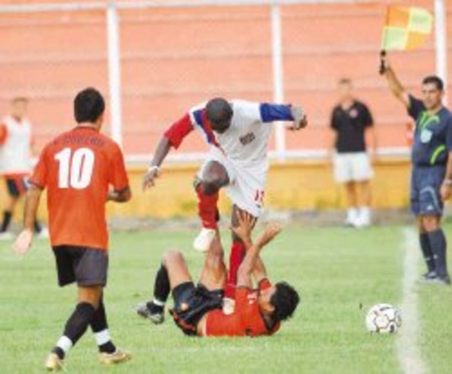 Rayería se quedó en apenas tres truenos | La Nación