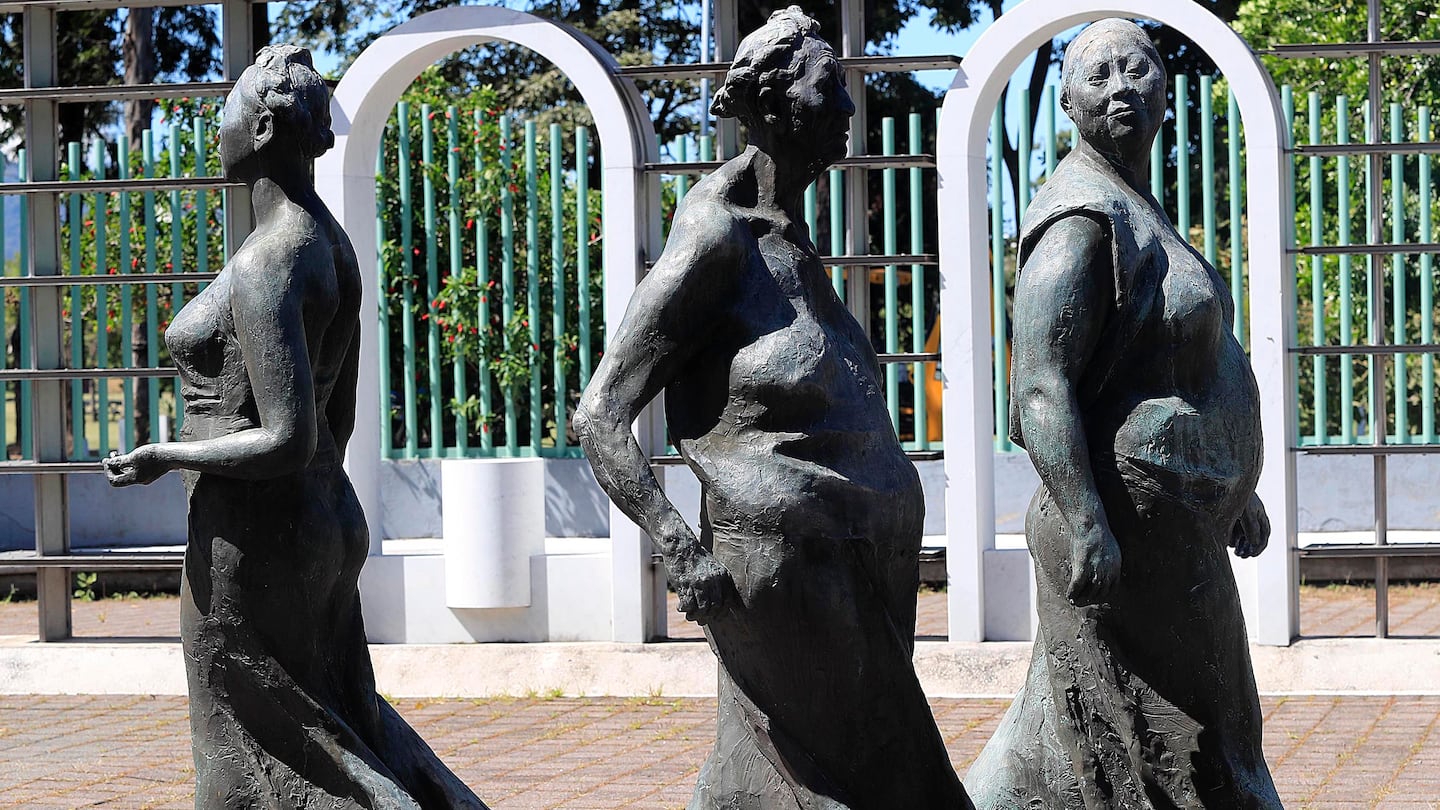 Francisco Zúñiga, un artista entre dos mundos artísticos: Costa Rica y ...