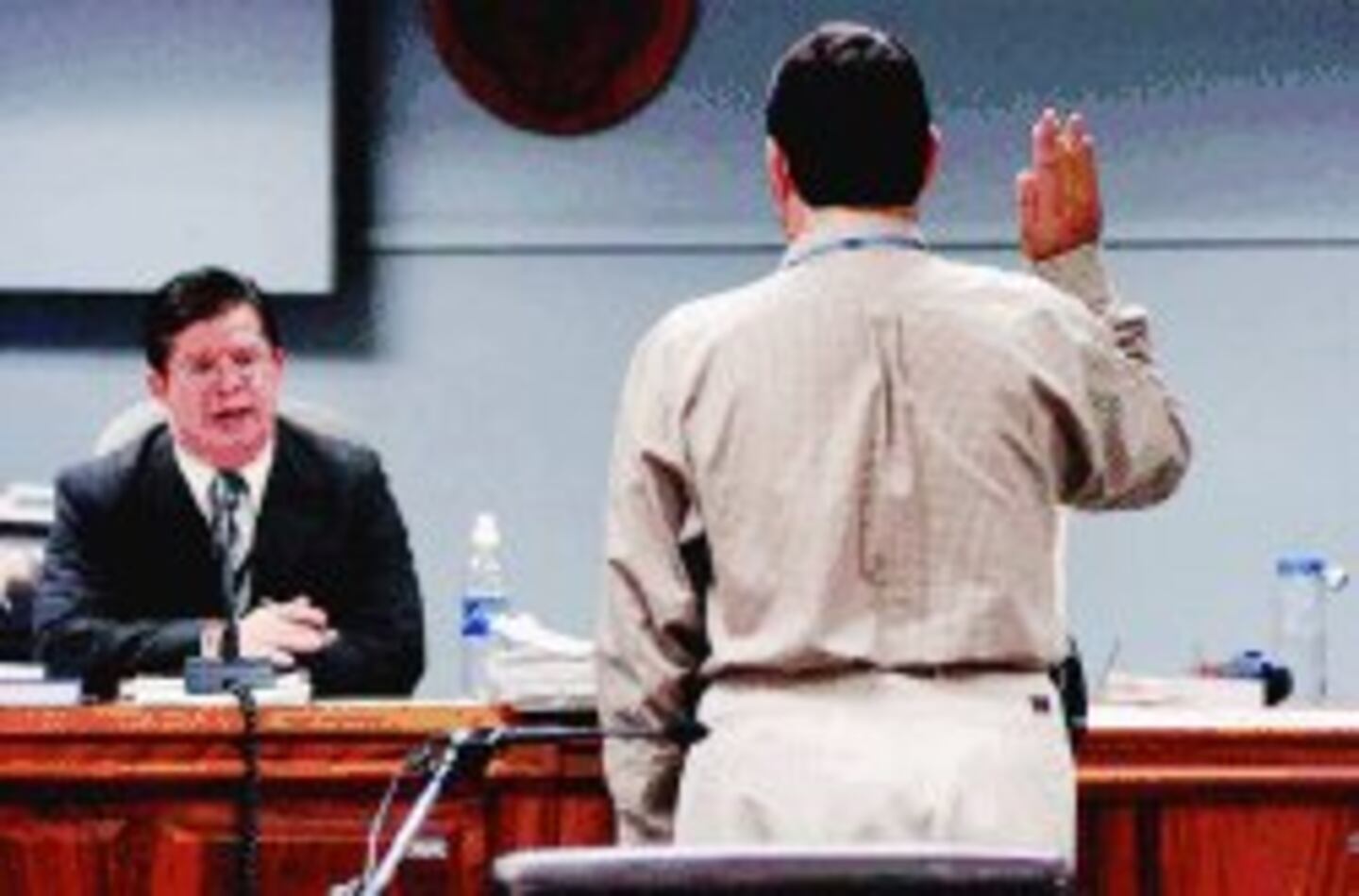 Amenaza hizo sospechosos a Mínor Calvo y Omar Chaves | La Nación