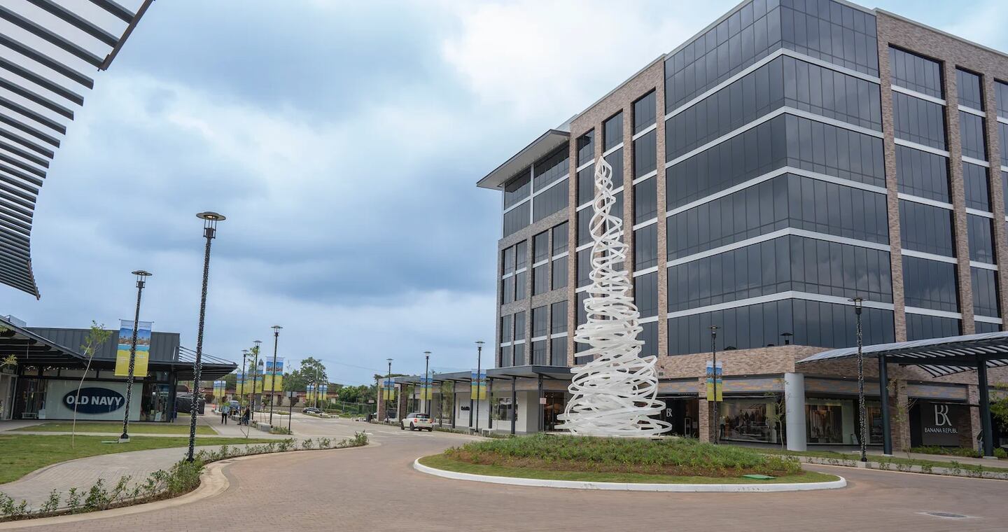 Centro Comercial Aleste inició operaciones este fin de semana | La Nación